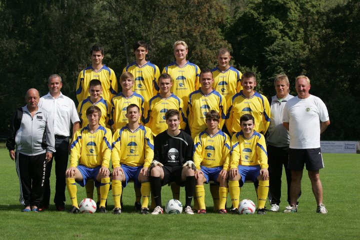 Hintere Reihe von links: Jan Holland, Thomas Gäbler, Christoph Engel ...